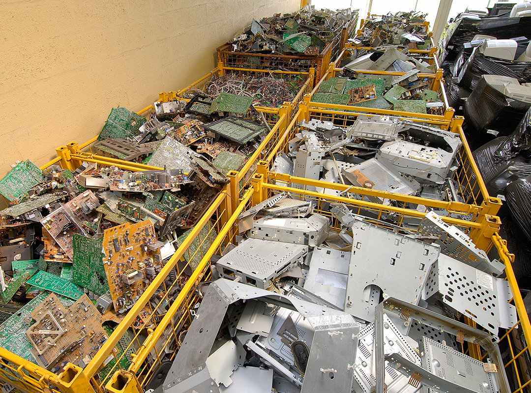 All-in-one electronic waste management› Evreka